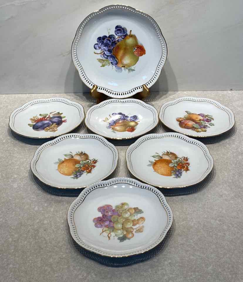 Schumann - Set of 7 Reticulated Plates – Consignment Corner Inc.